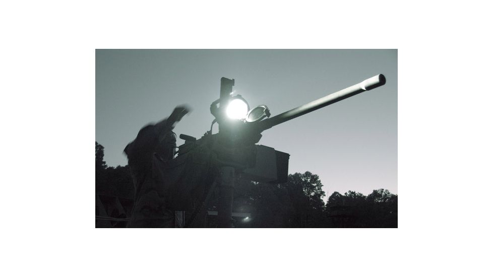 Surefire HellFighter light Heavy Gun Spotlight High Output Universal ...