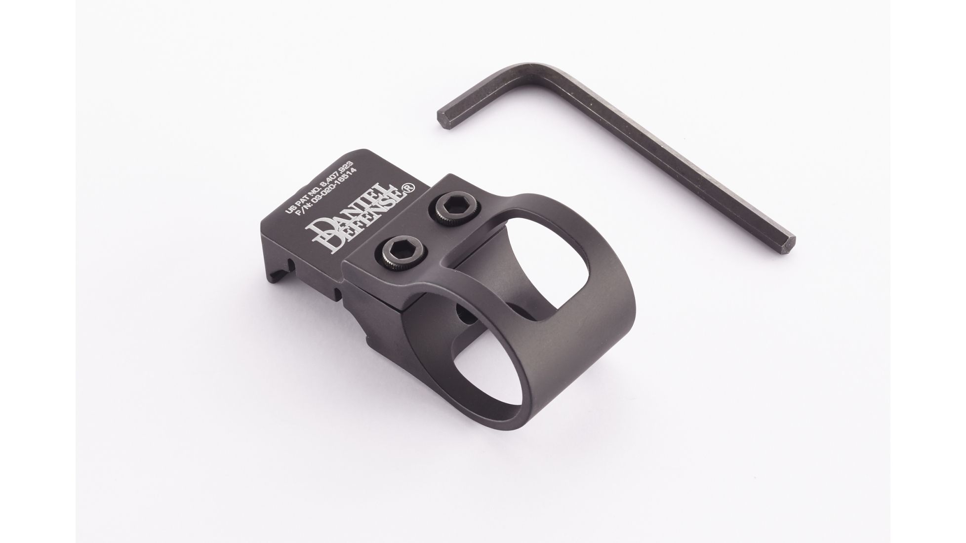 Wilson Combat Daniel Defense Offset Flashlight Mount | TR-OFM